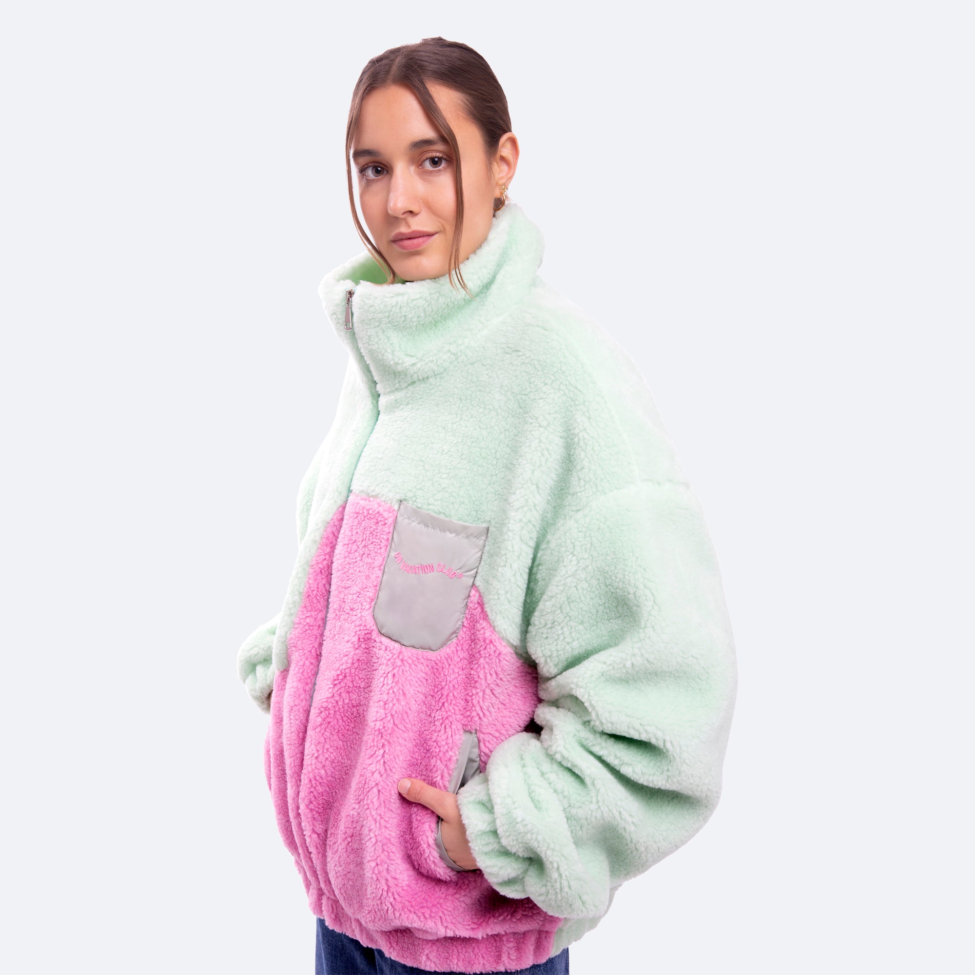 FLEECE & PUFFER JACKETS – On Vacation